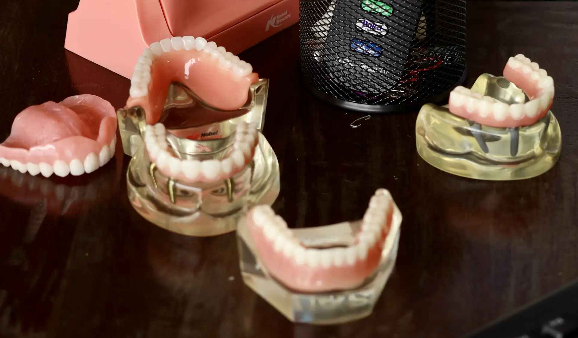 Hybrid Denture vs All-on-4: Which is the Best Option for Full Mouth ...